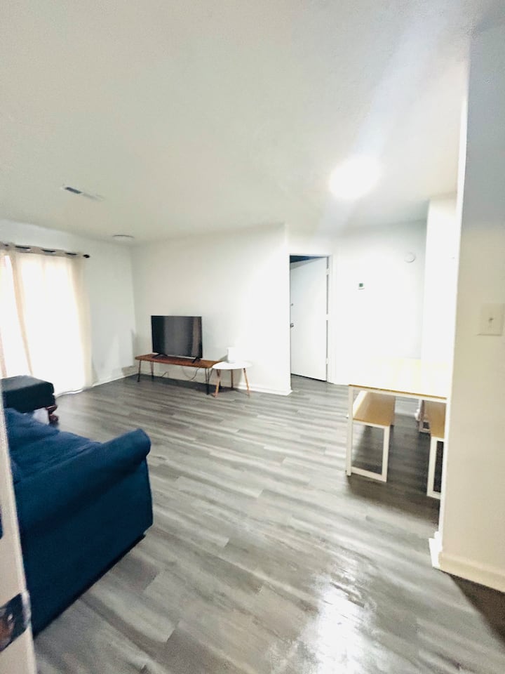 2 Bedrooms - Boutique I - Huntsville, AL