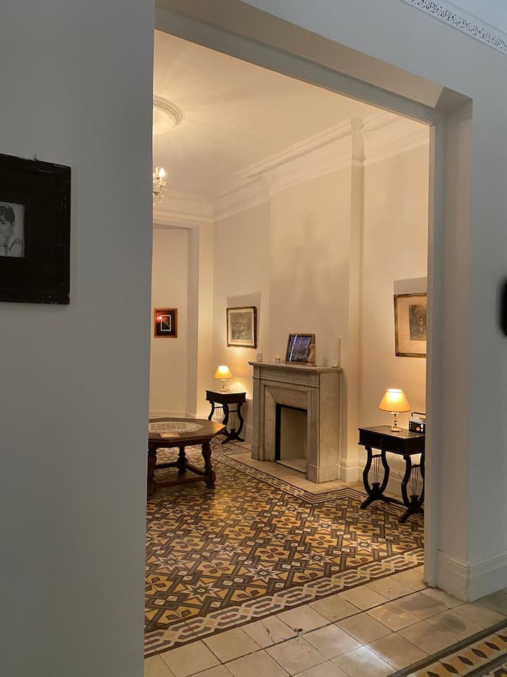 Spacious & Bright Apt - Casablanca