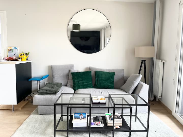 Appartement Lumineux Avec Terrasse Proche De Paris - Saint-Denis, France