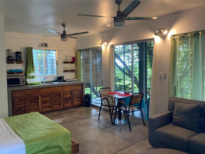 Manuel Antonio Pájaro Azul 3 - Playa Blanca, Costa Rica