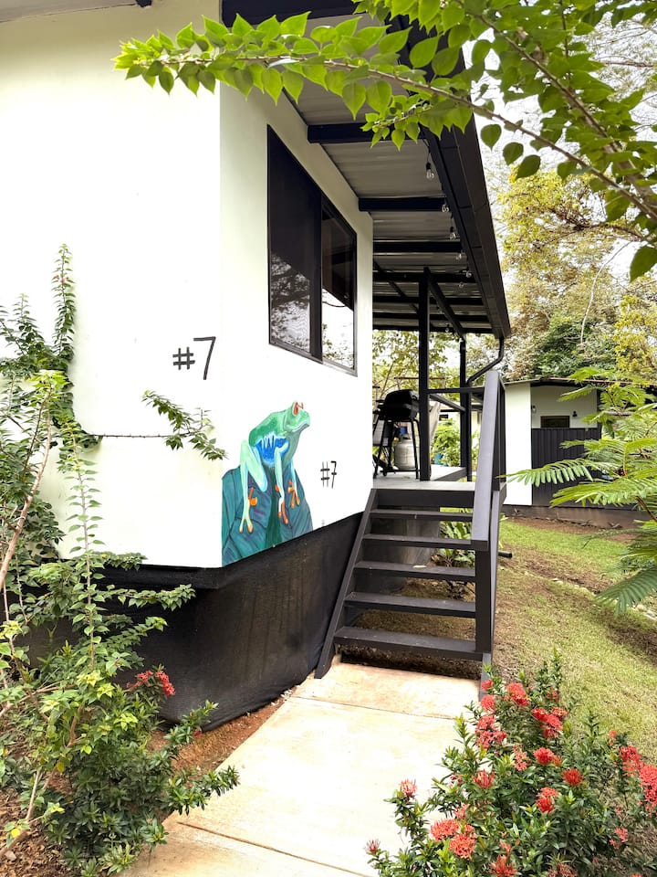 Cabina #7-frog - Limon