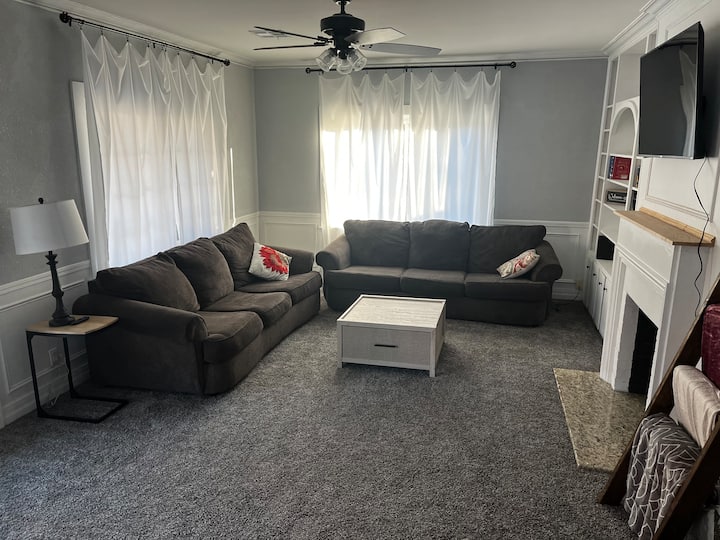 The Monkeytail | King Bed | Space To Spread Out - FireLake Casino and Entertainment Center
