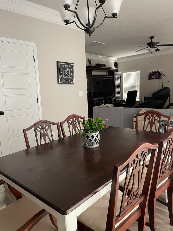 3 Queen Rooms W/bkfst & Taxi - Harlem, GA