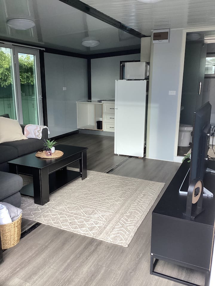 Entire Place In Christchurch - 