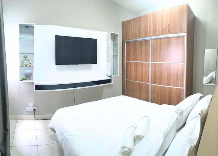 Klia 2brwi-fi Netflix Washer Dryer Full Aircond - Sepang