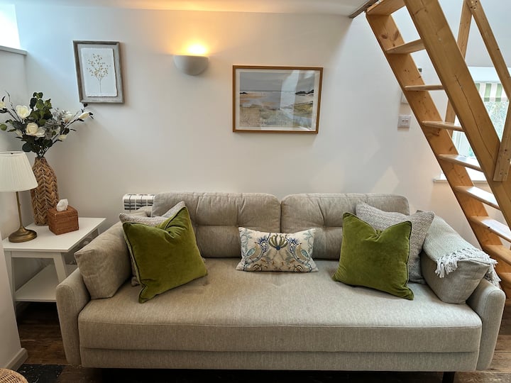 The Cowshed In Rural Cornwall - Bodmin