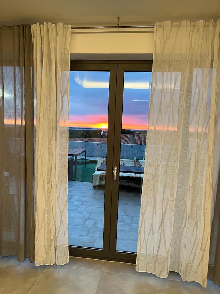 Enjoy Danilos View - Peroj
