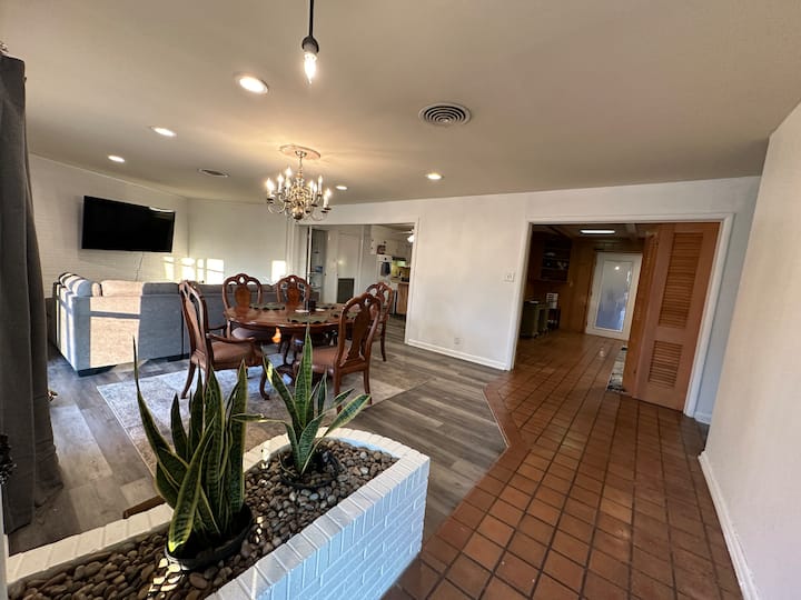 Spacious House With Rec Room! - Wichita Falls, TX