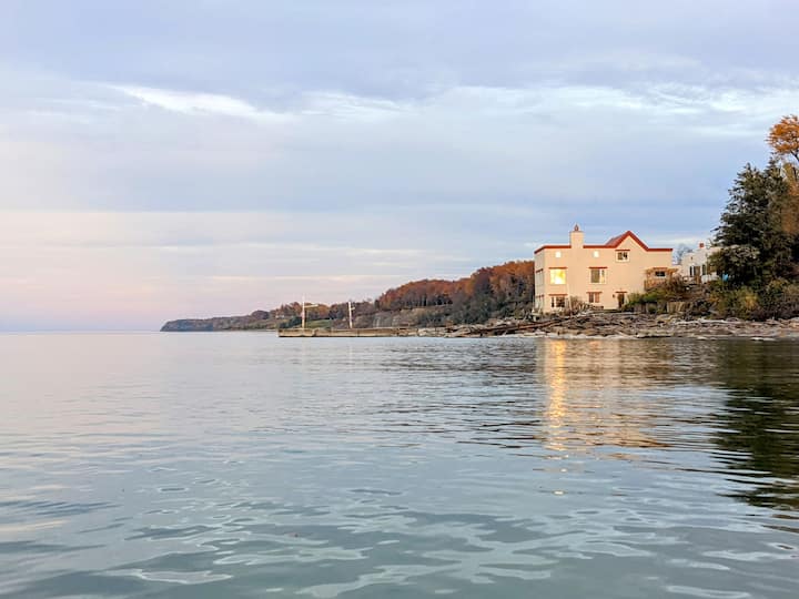Lake Erie Vacation Rentals & Homes | Airbnb