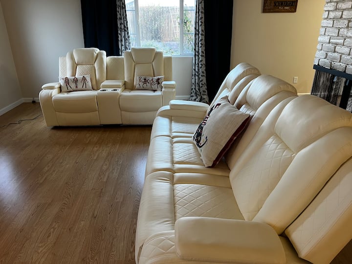 Quiet Home Retreat Backyard! - Carson City, NV