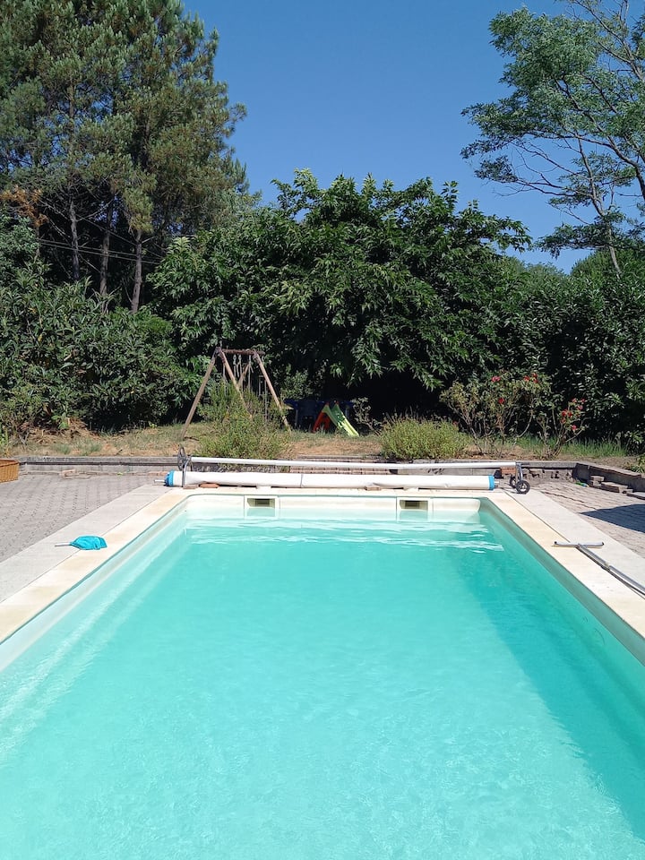 Joli T2 De 40 M² Avec Piscine - Saubion