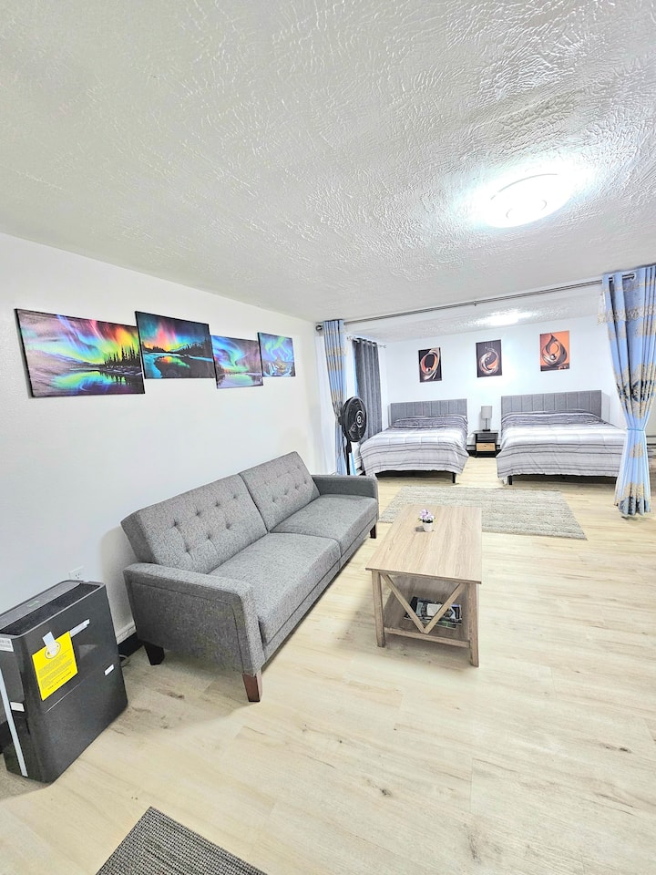 Cozy Basement Apartment Near Downtown - Fairbanks, AK