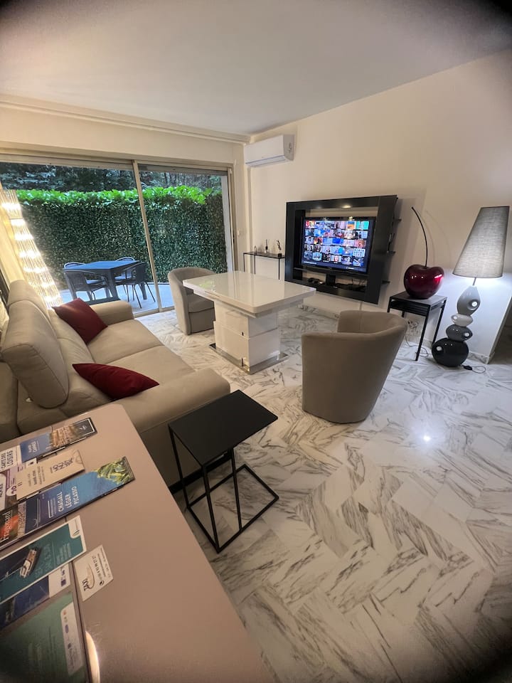 Chic F2 Plain-pied Beau Patio 280m Plage Croisette - Cannes