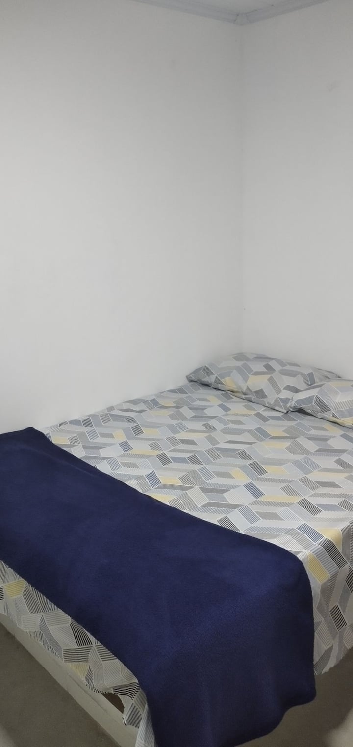 Suíte Simples E Nosso Espaço. - Cabo Frio