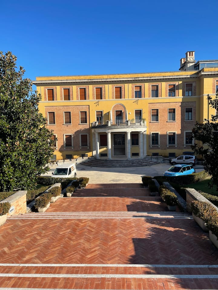 Two Rooms Apartment In A Beautiful Park - Siena