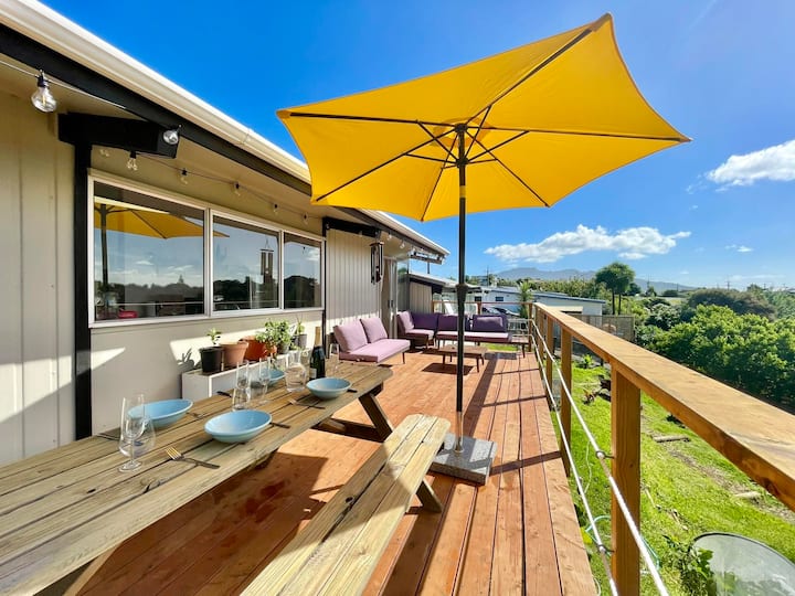 Raglan Suntrap - Raglan