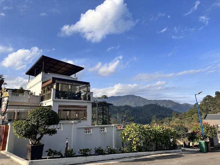 Camellia House | Pool | Karaoke | 21 Pax+ - Bentong