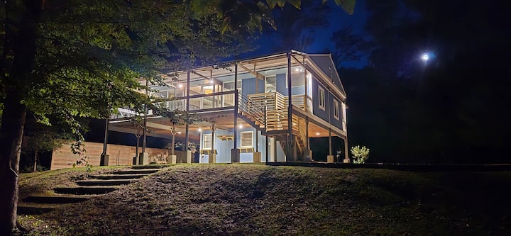 Glass House On Scenic Bogue Falaya River - Covington, LA
