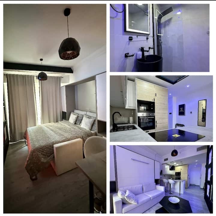 Dubai Marina • Metro • Beach • Walk - Dubai Marina