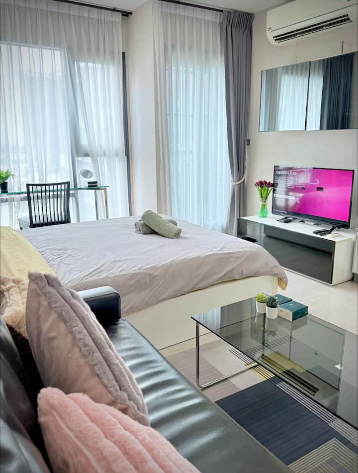 High-rise 1br In Thonglor Free Shuttle Speedwifi - Bangkok