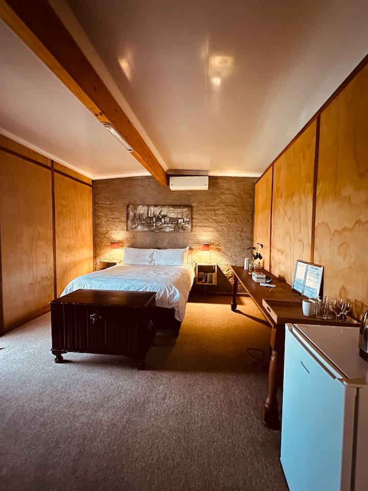 African Sunset 1 - Nelspruit Guest Unit With View - Mbombela