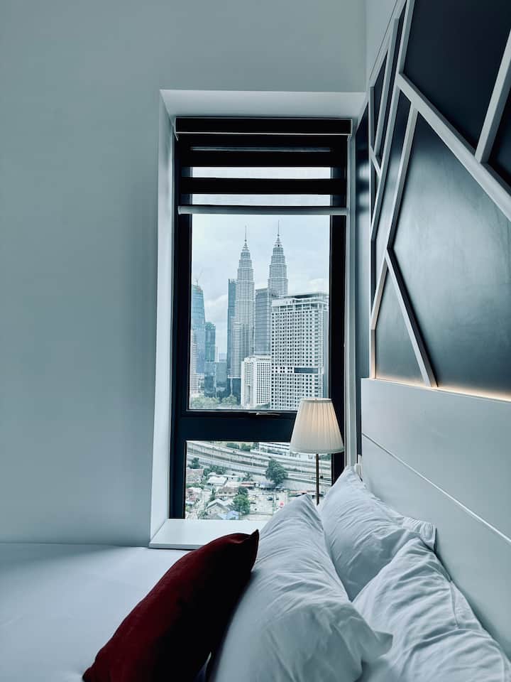 The Infinitum Klcc Z3 - Sentul