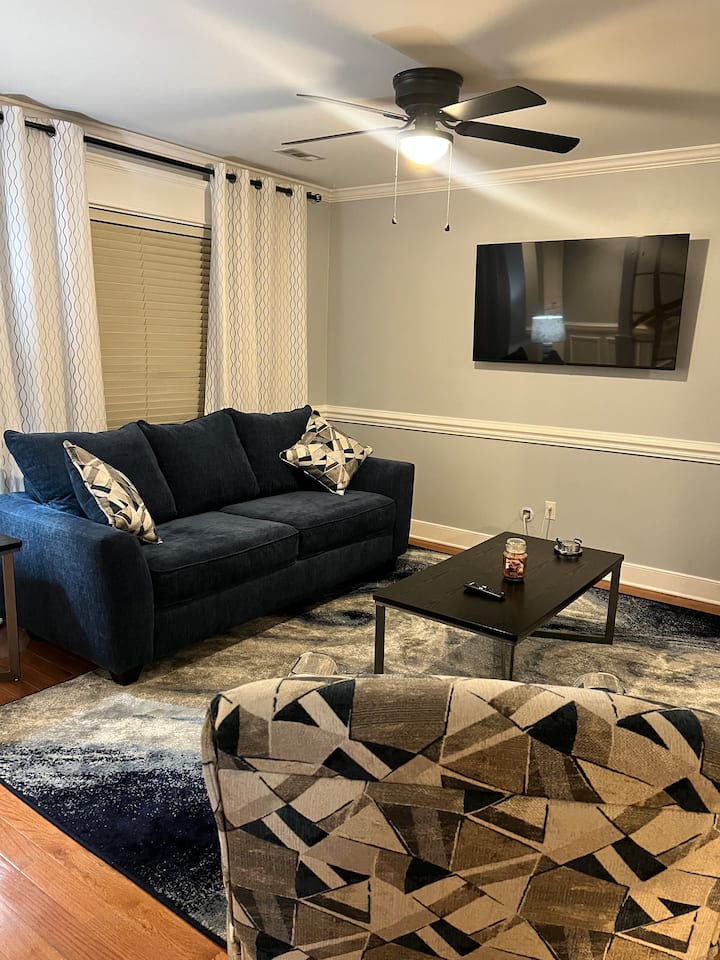 *Midterm* Spacious Home At Buckroe Beach - Hampton, VA
