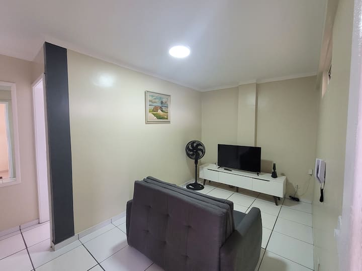Apartamento No Braga Próximo A Praia Do Forte - Cabo Frio