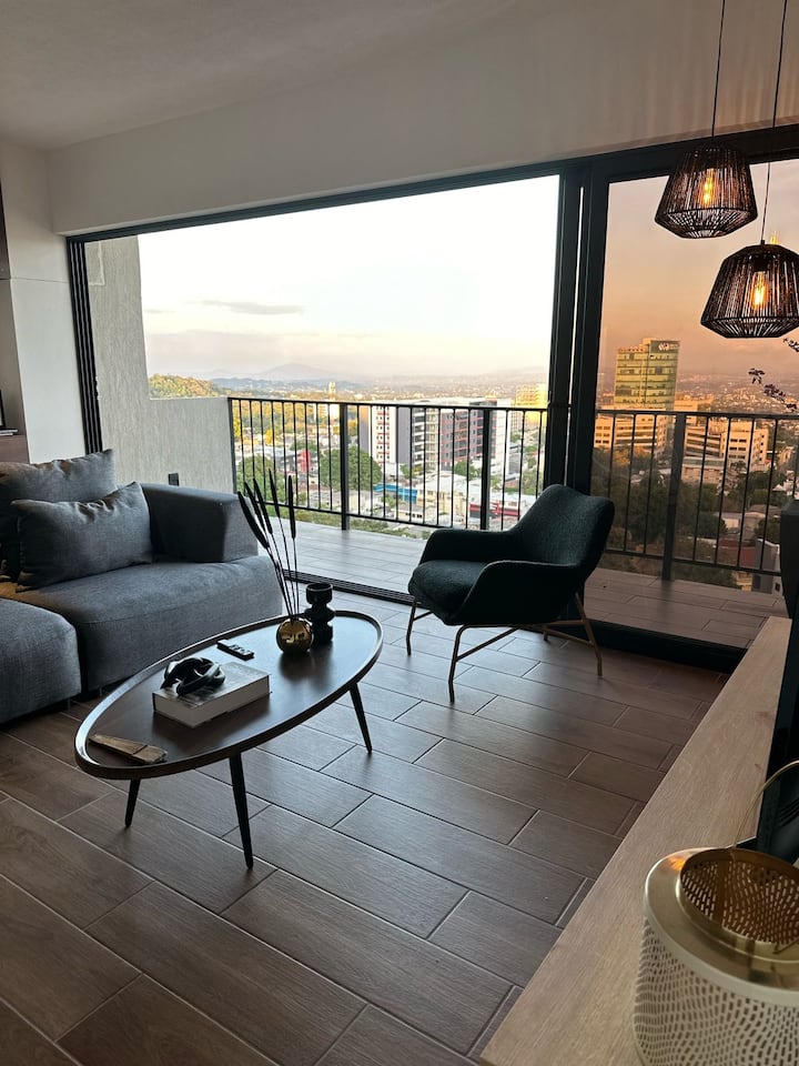 Sunset City Luxury Stay With Amazing City Views - San Salvador