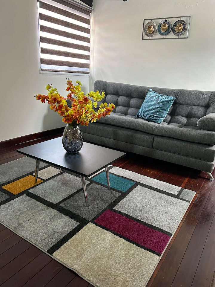 Apartamento Guayabal Cerca A La Estación Poblado - Medellín, Colombia