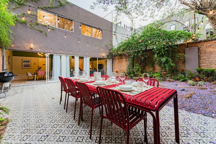 Family Home With Private Patio & City Views - Mexico City