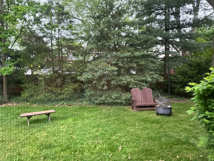 Hike, Raft & Kayak Home In Cuyahoga Falls - Peninsula, OH