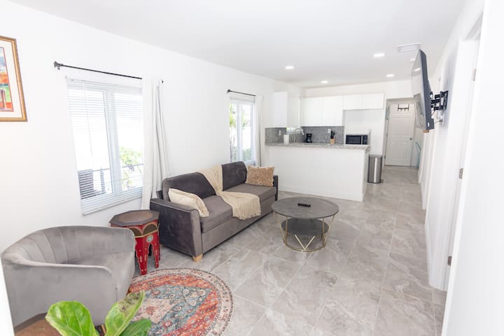 Central Gem Near Wynwood/design District W/parking - Miami