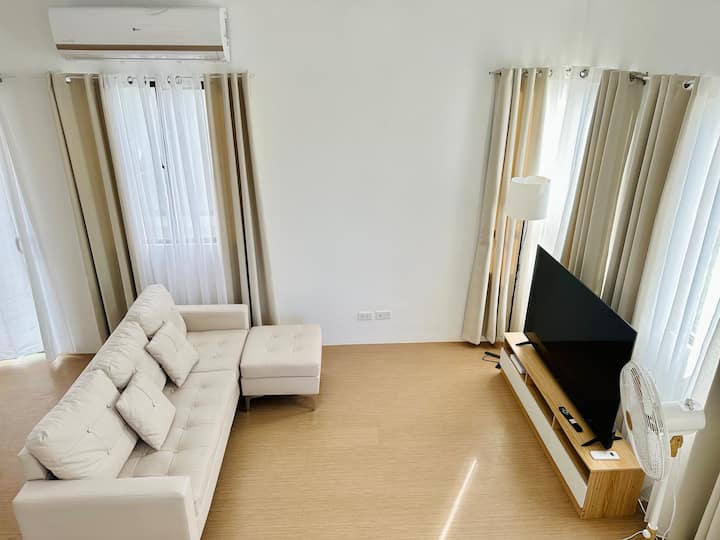 3br Home In Nuvali W/pool Access Near Tagaytay&ek - Calamba