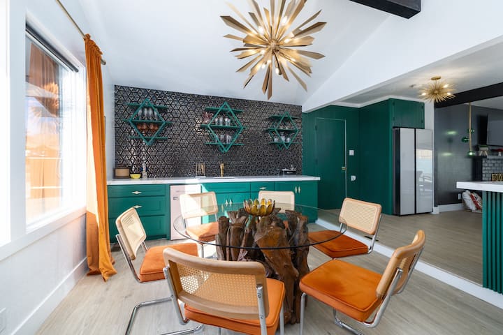 “The Laura” Bold, Modern, Open, Bright - Reno, NV