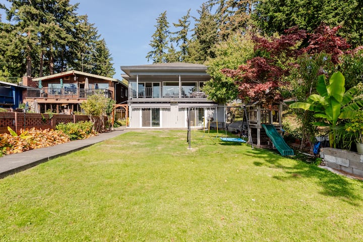 Modern Lake House (Main House), Steel Lake - Federal Way, WA