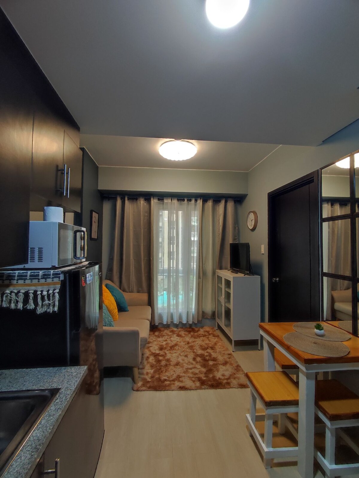 RC Staycation - The Rochester Garden - Condominiums for Rent in Pasig ...