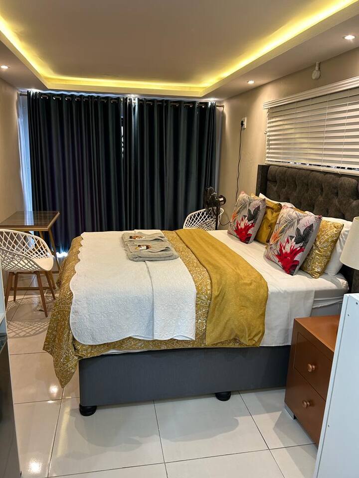 Lux Mini Private Room! - Empangeni
