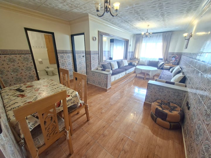 Spacious Apartment In The City Center - Tangier