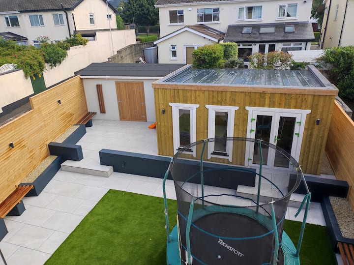 Cosy Log Cabin - Dublin, Ireland