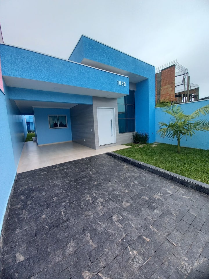 Casa Azul Para Alugar - Guaratuba