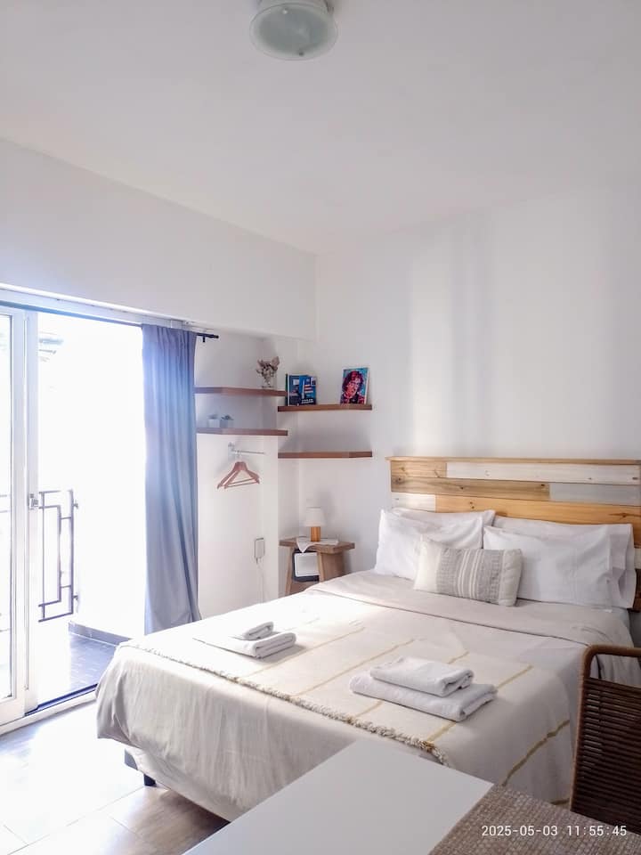 Luminoso Y Cómodo Apartamento En El Centro Porteño - Buenos Aires