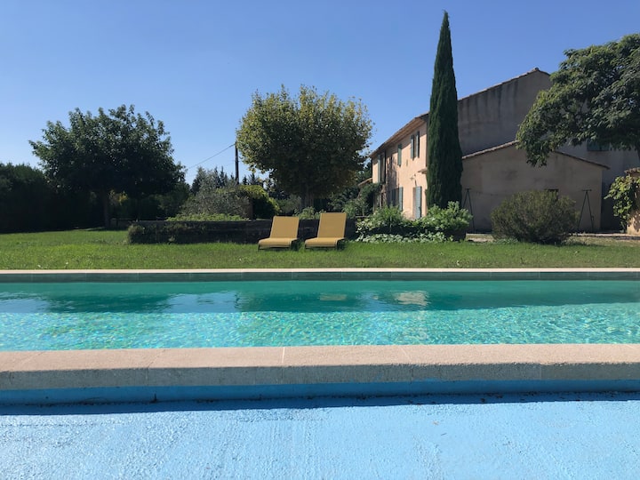 Le Mas Caché - Maison De Charme à La Campagne - Cavaillon