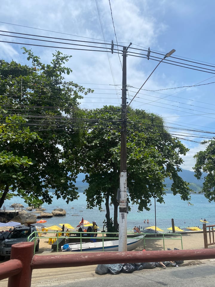 Suíte Caiçara Em Frente à Praia. - Ilhabela