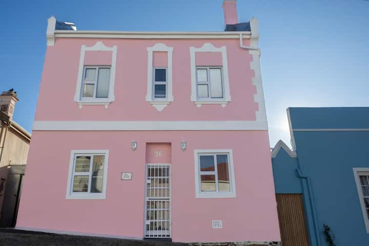 The Dolls House - كيب تاون