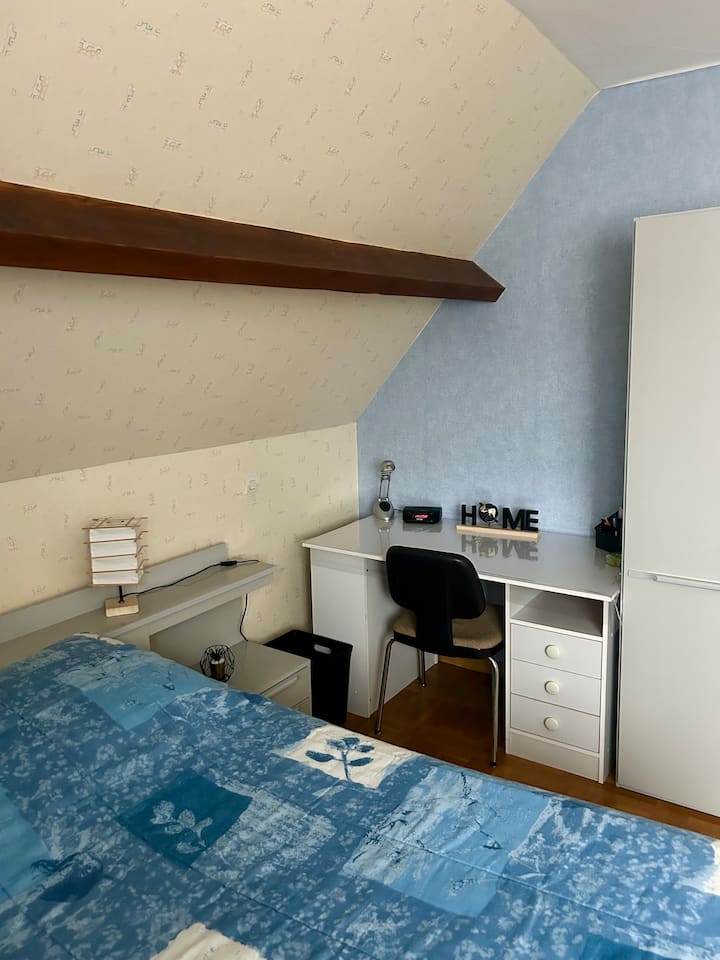 Chambre Privée Dans Une Maison Individuelle - Saint-Amand-les-Eaux