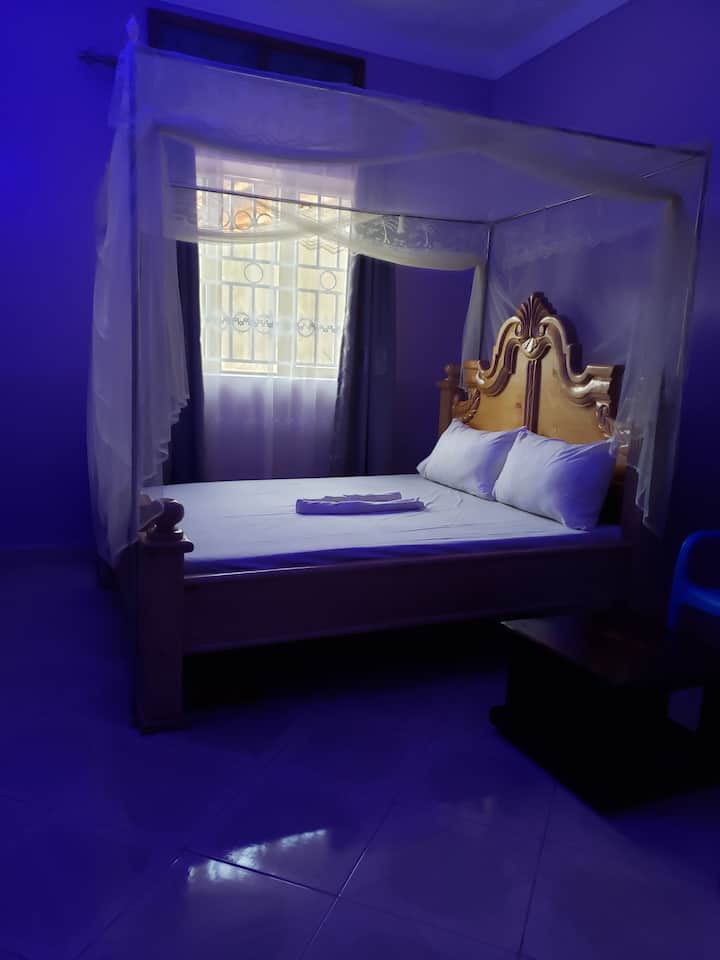 Mickbak Motel Bunamwaya - Kampala