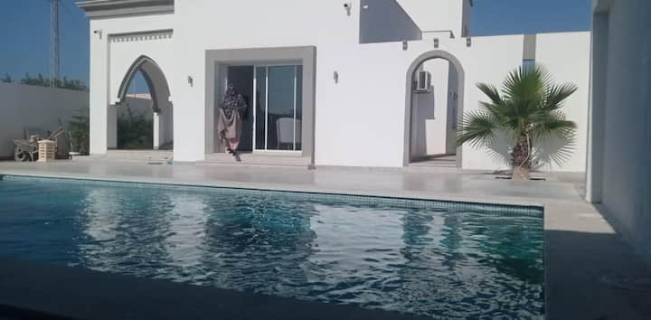 Villa Moderne Djerba Avec Piscine Sans Vis-à-vis - Djerba