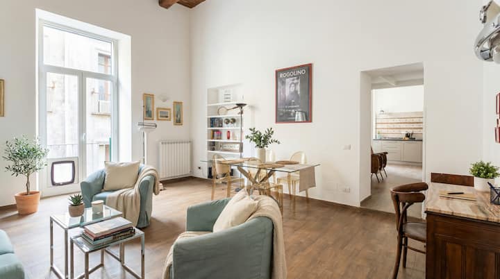 Appartement De Luxe Dans Le Centre - Naples