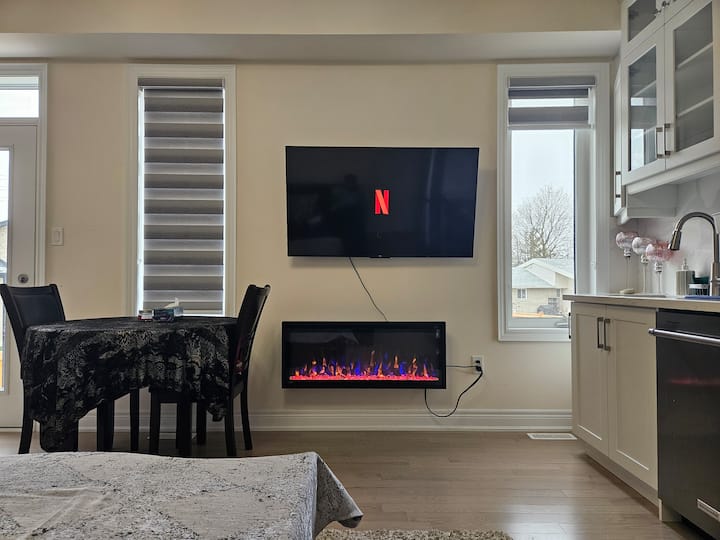 1 Bedroom + Kitchen House - Bolton, ON, Canada